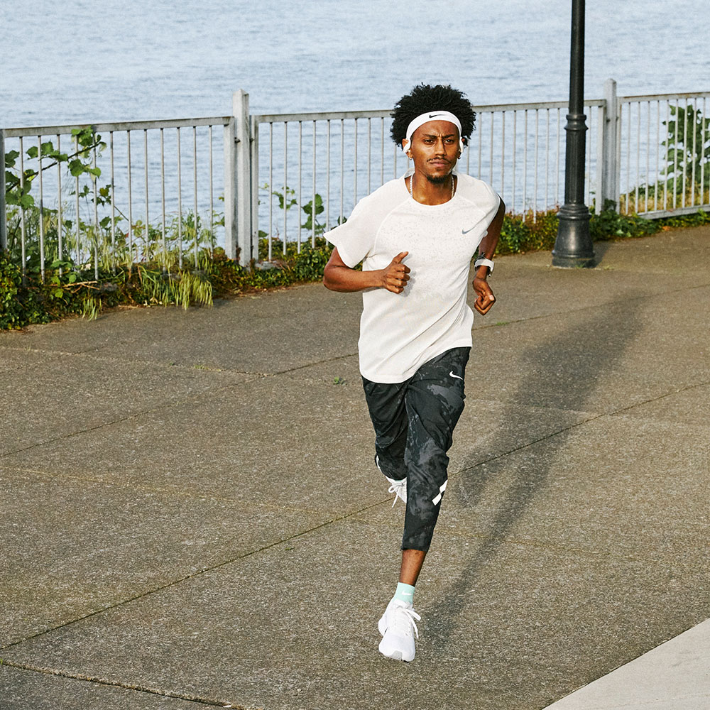 나이키 DV3853-102 에어 줌 페가수스 40 | 테니스메트로